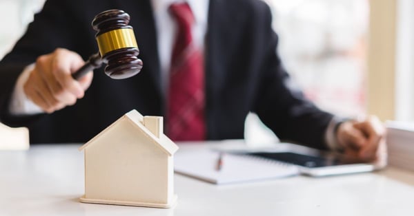 The Auctioneer’s Job and Rules of Auction - LJ Hooker